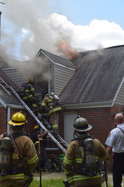 Truck Works Landover Hills House Fire - Hyattsville Volunteer Fire ...