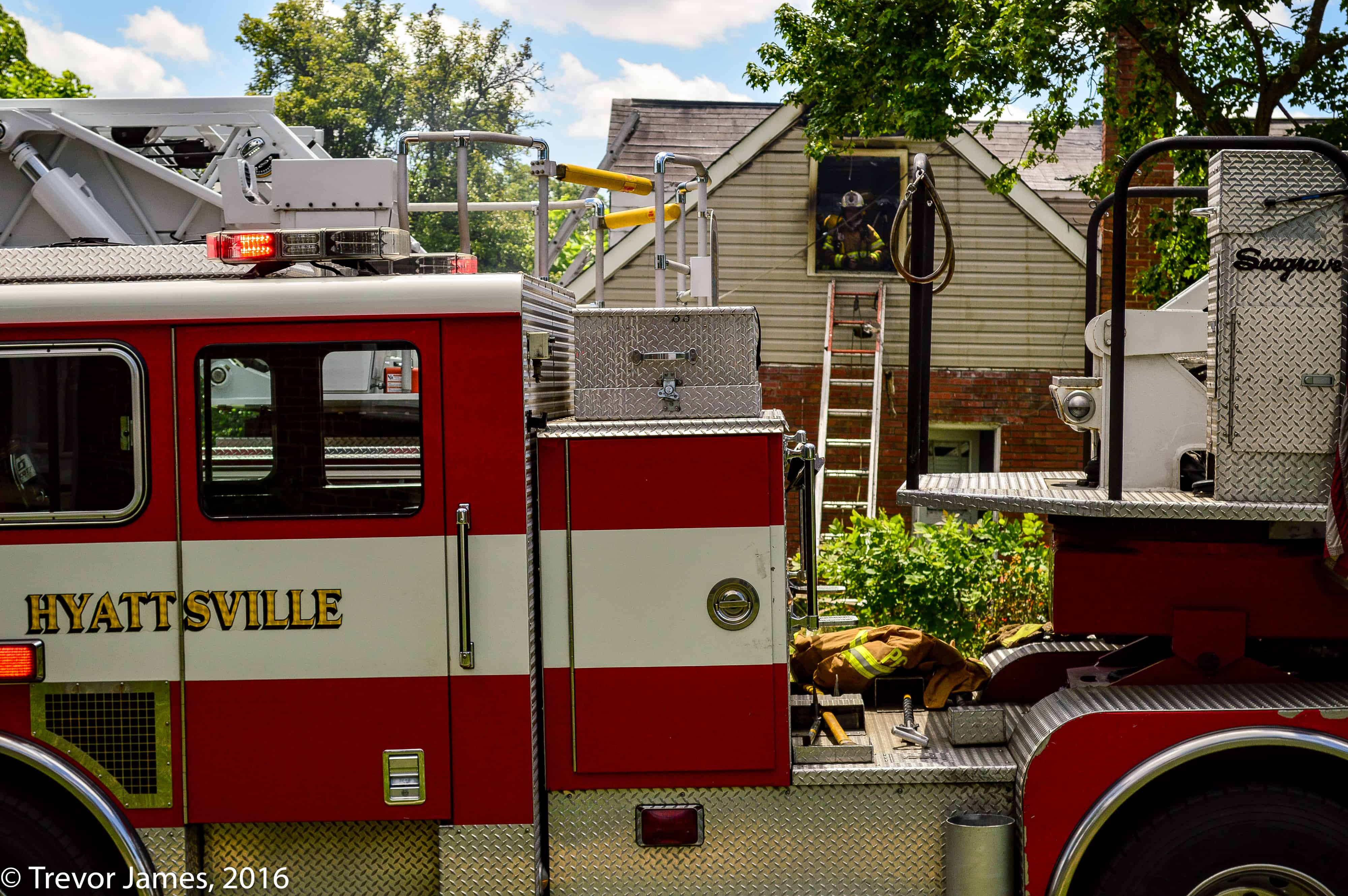 Truck Works Landover Hills House Fire - Hyattsville Volunteer Fire ...